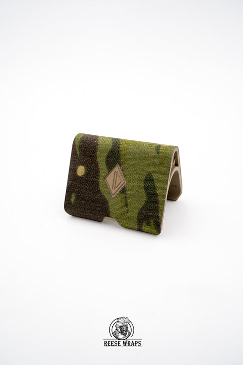 Irregular Defense FEER B5 Bravo .75 Riser – Reese Wraps